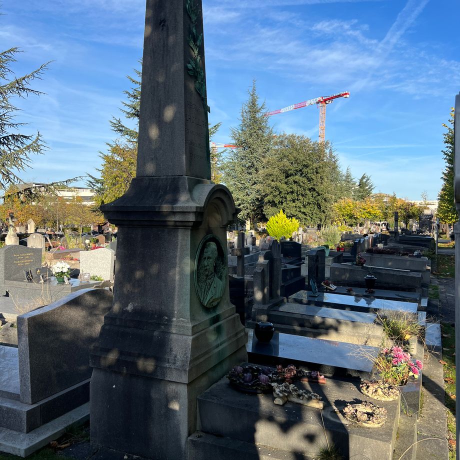 Tour Égée - Gratte-ciel de bureaux à La Défense, France