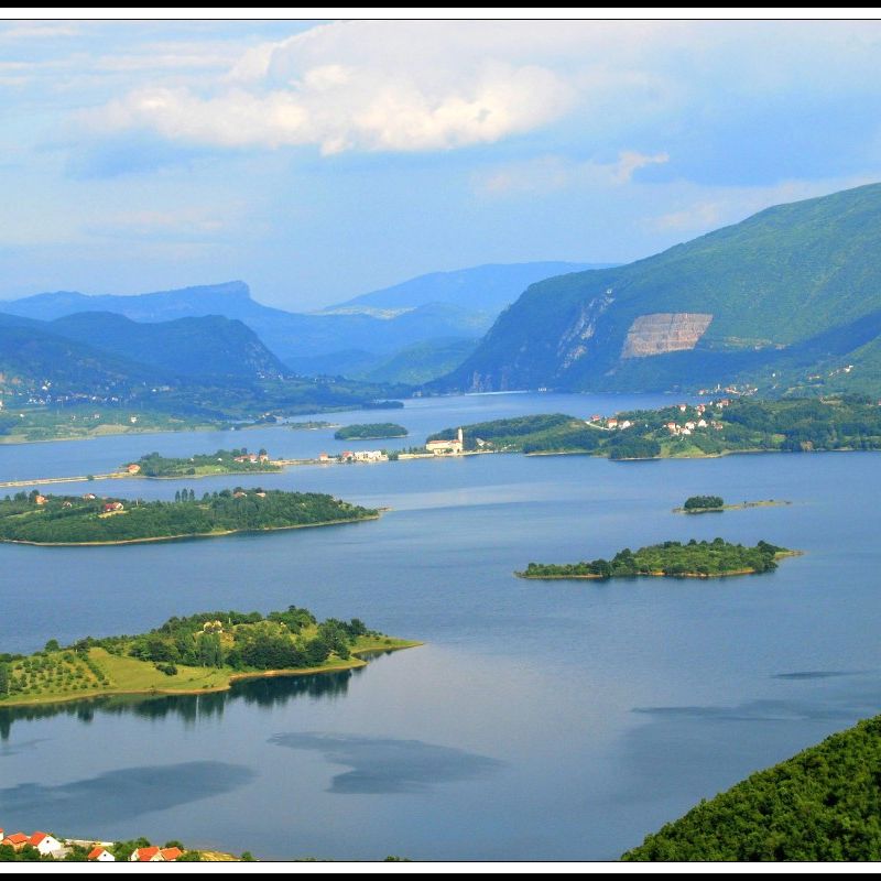 Ramsko jezero - Künstlicher Stausee in Prozor-Rama, Bosnien und Herzegowina